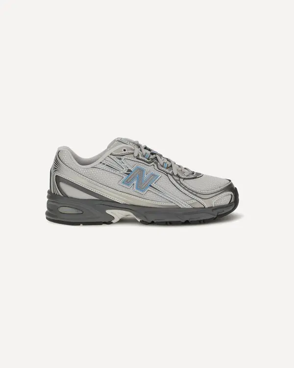 NEW BALANCE 740 Sneakers