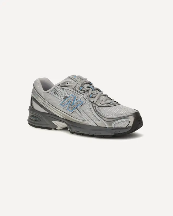 NEW BALANCE 740 Sneakers