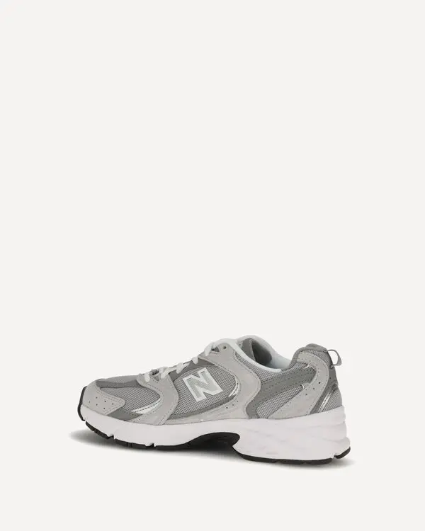 NEW BALANCE 530 Sneakers