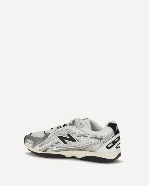 NEW BALANCE 204l Sneakers