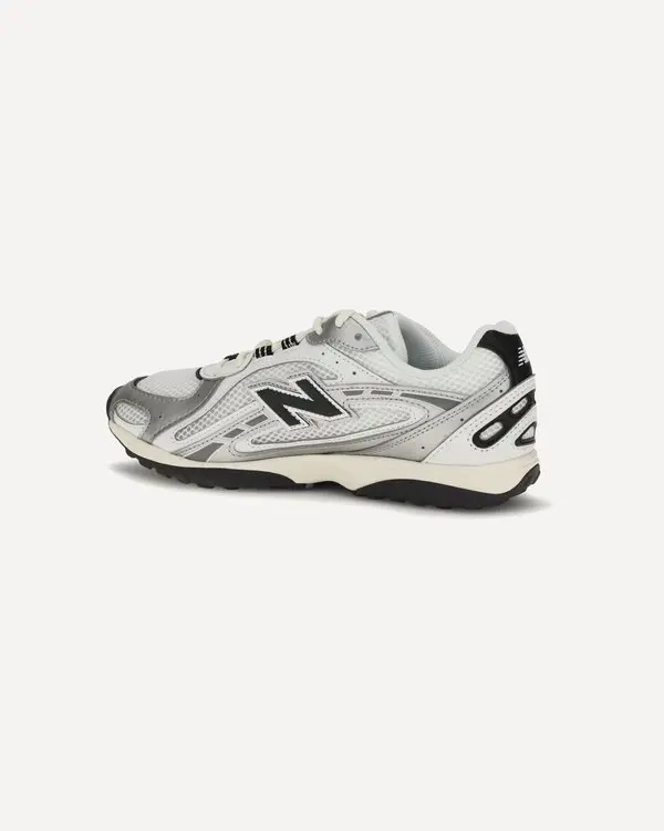 NEW BALANCE 204l Sneakers