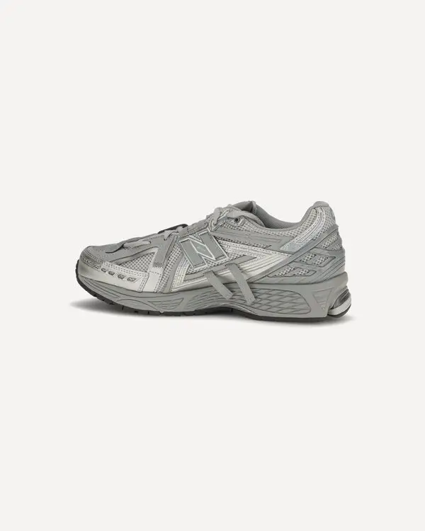 NEW BALANCE 1906a Sneakers
