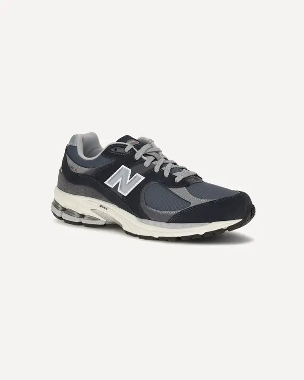 NEW BALANCE 2002m Sneakers