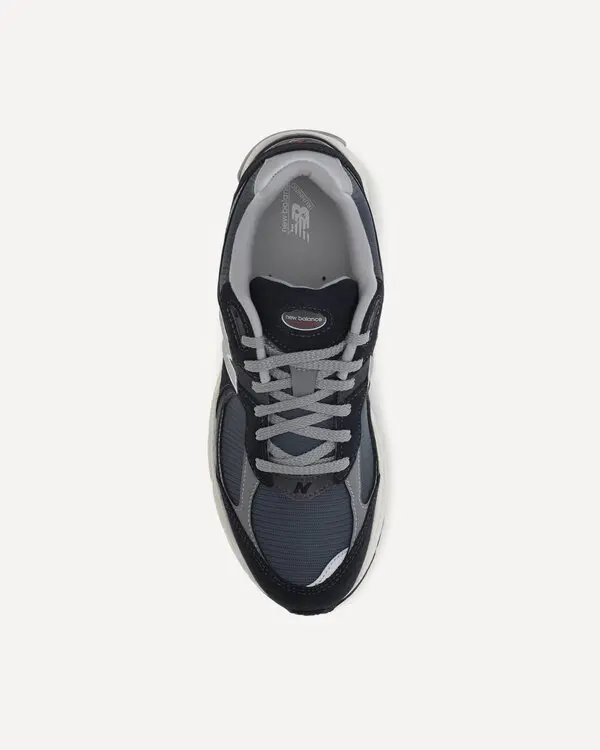 NEW BALANCE 2002m Sneakers