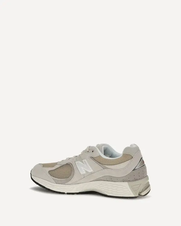 NEW BALANCE 2002r Sneakers