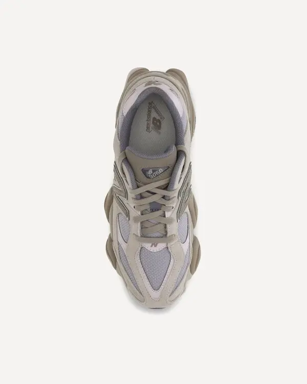 NEW BALANCE 9060 Sneakers