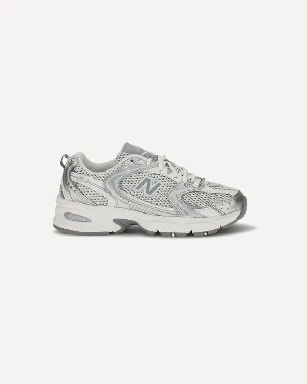 NEW BALANCE 530 Sneakers
