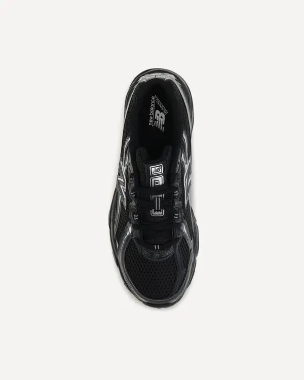 NEW BALANCE 740 Sneakers