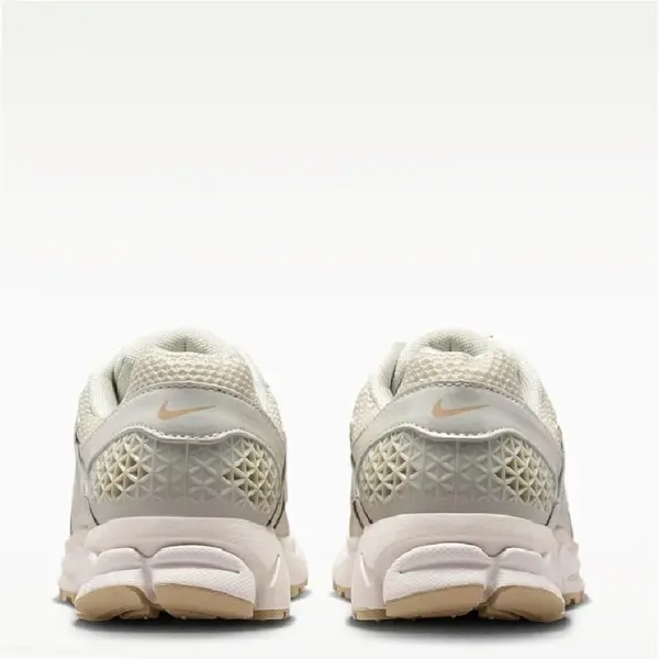 Nike Zoom Vomero 5 Sneakers - No