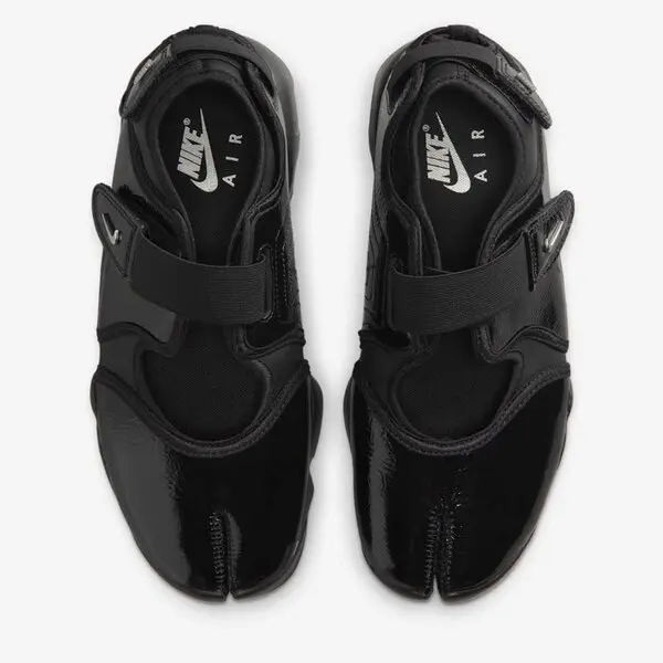 Nike Minimalist Lowtop Sneakers