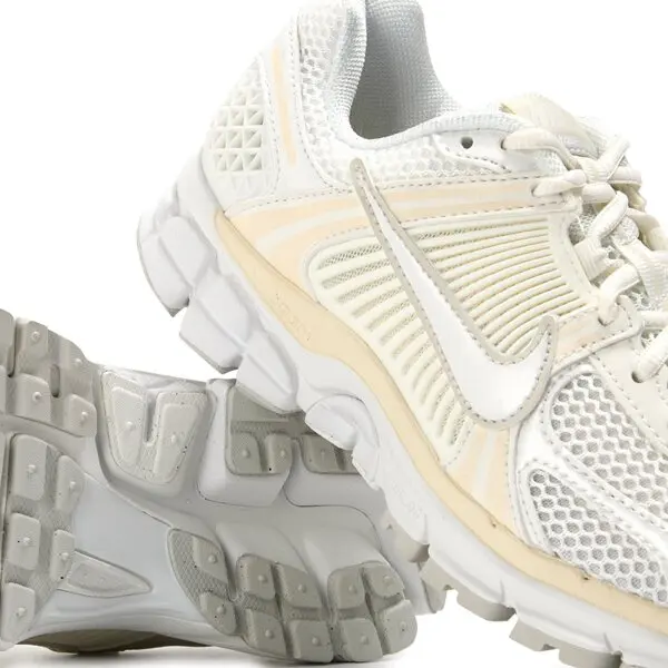 Nike Zoom Vomero 5 "pale Ivory" Casual Sneakers