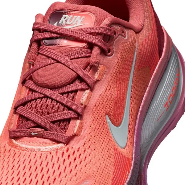Nike Cushioned Running Shoes - Red