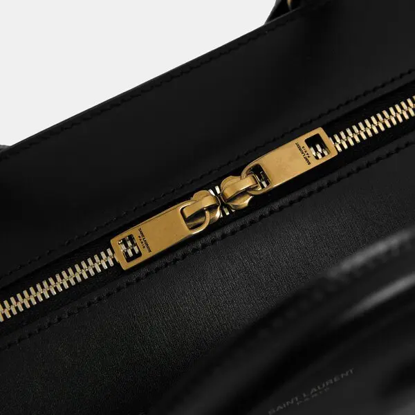 Saint Laurent Solid Color Handle Bag