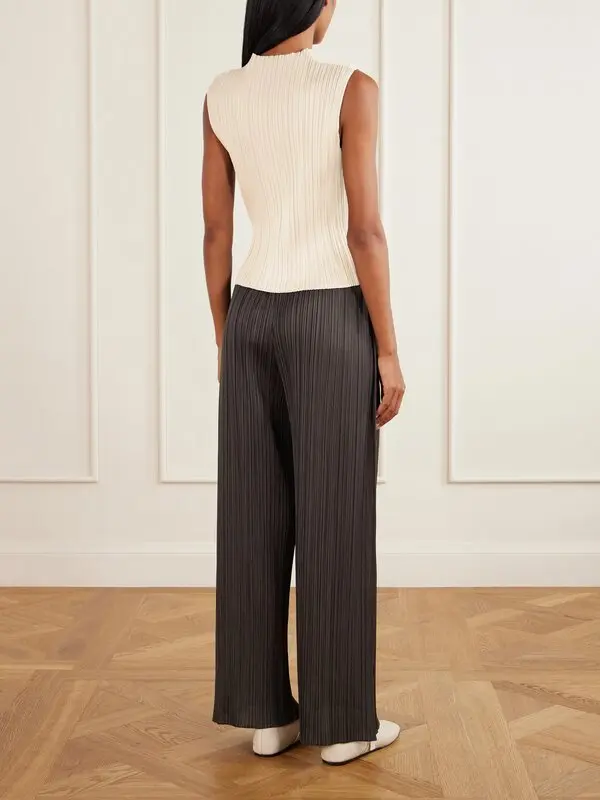 Issey Miyake Plissé Tank - Neutrals