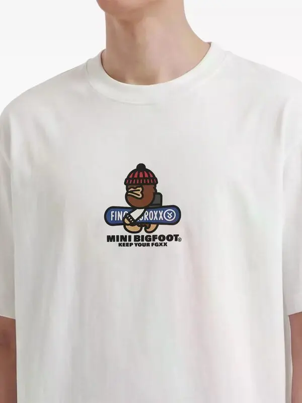 FINGERCROXX Mini Bigfoot T-shirt