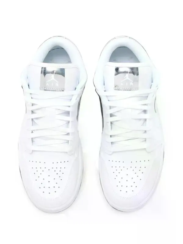 Nike Jordan 1 Low Se Sneakers