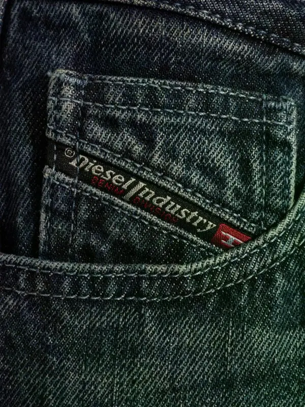 DIESEL® D-heel-fsj1 Washed-effect Logo-patch Jeans