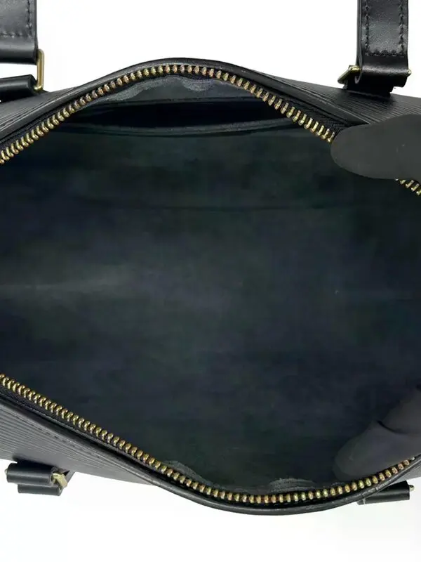 LOUIS VUITTON 1999 Epi Soufflot Handbag