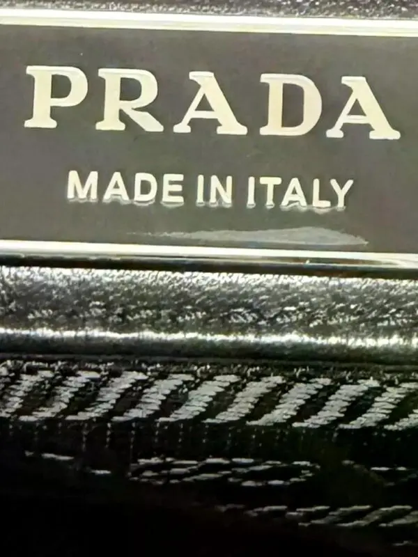 Prada 2013-2026 Vitello Daino Camera Bag Crossbody Bag - Black