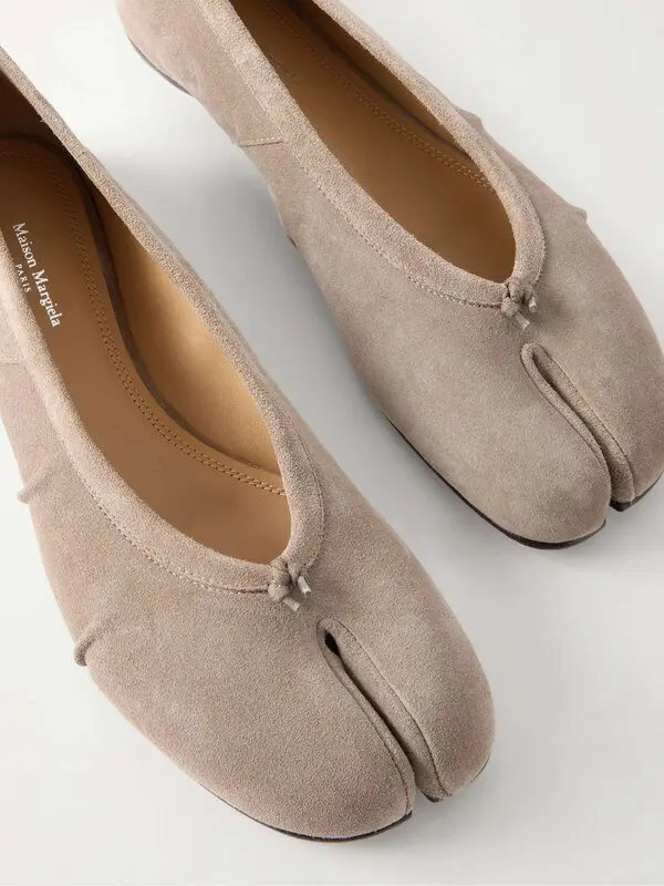 MAISON MARGIELA Tabi Split-toe Suede Ballet Flats