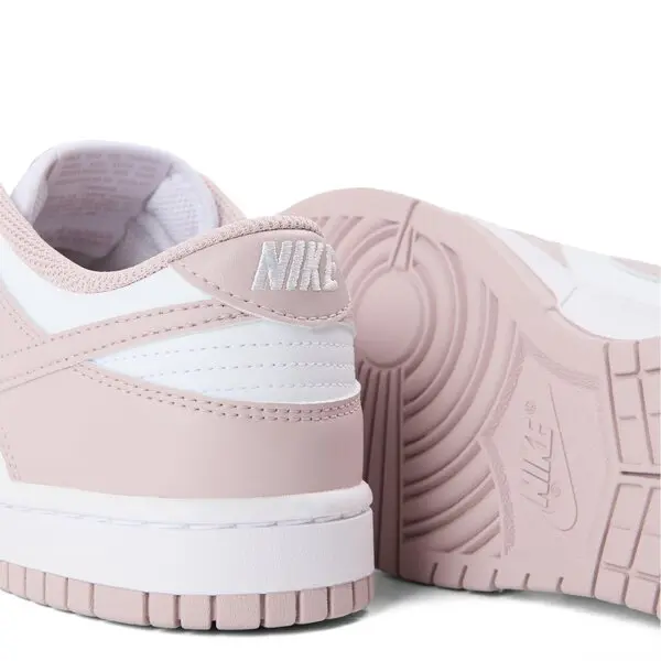 Nike Colorblock Lowtop Sneaker