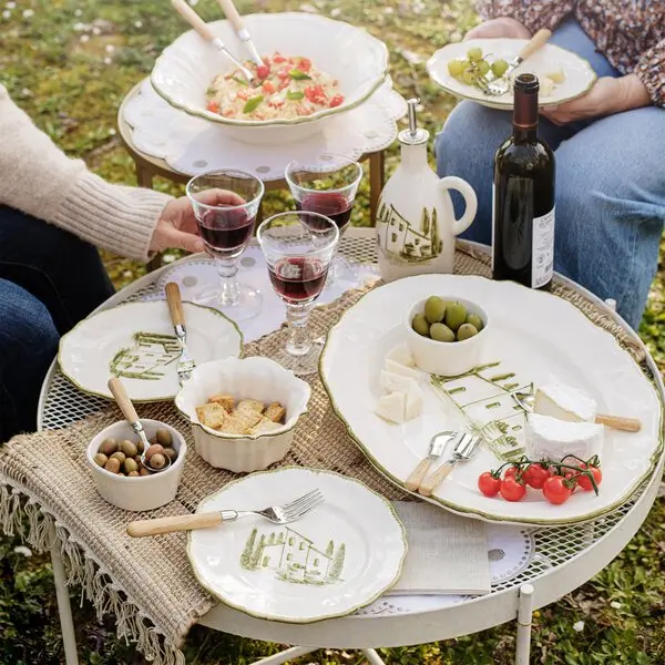 VIETRI Borgo Verde Serving Bowl