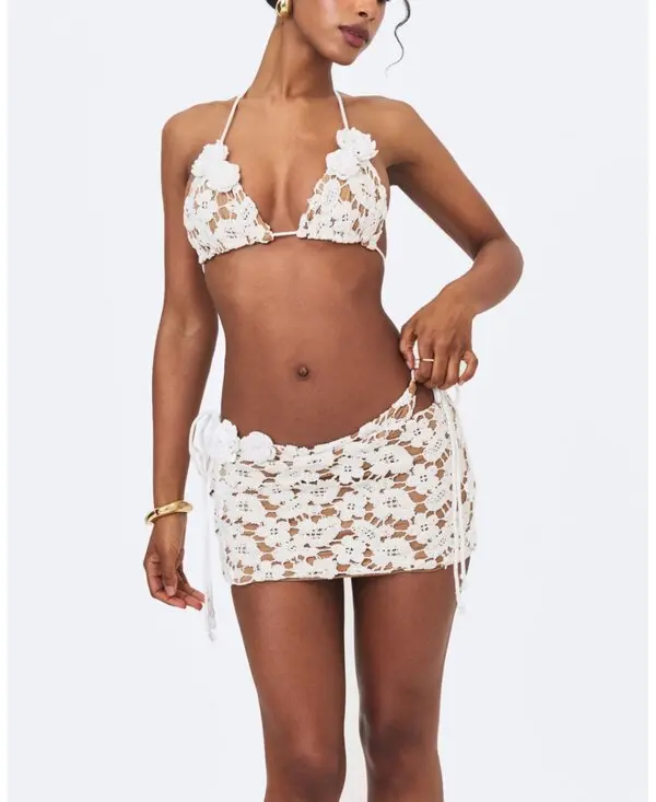MISS CIRCLE NEW YORK Leilani Floral Crochet Mini Skirt