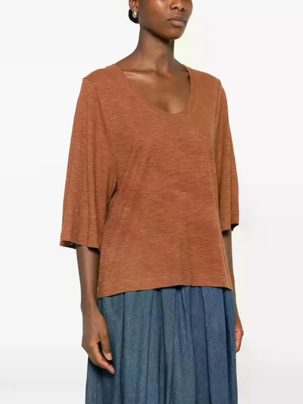 MAISON123 Liana V-neck T-shirt