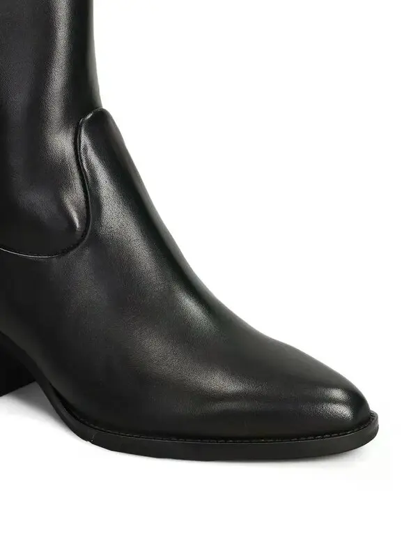 JULIE DEE Pointed-toe Ankle Boots - Black