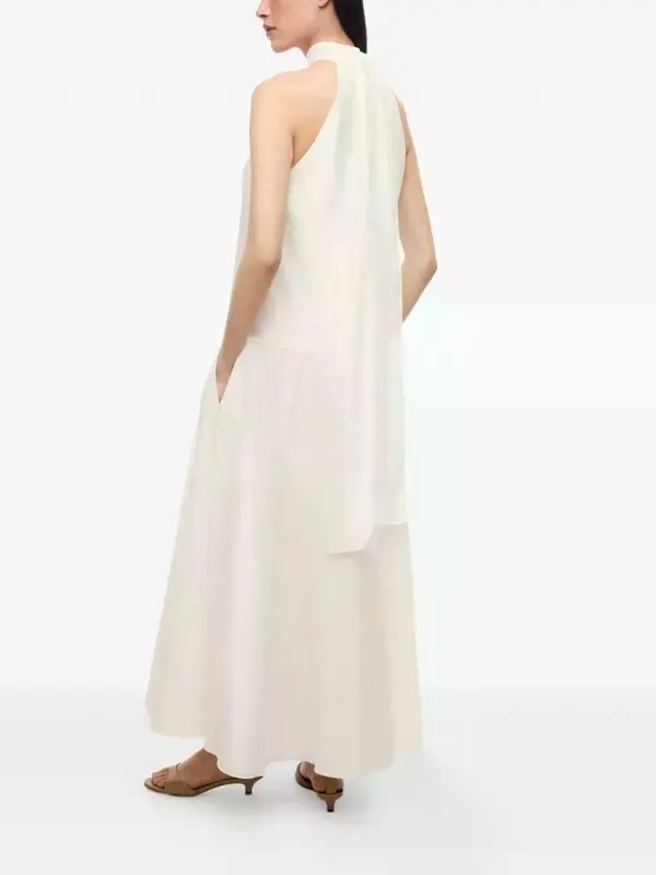 12 STOREEZ Dahlia Halterneck Dress