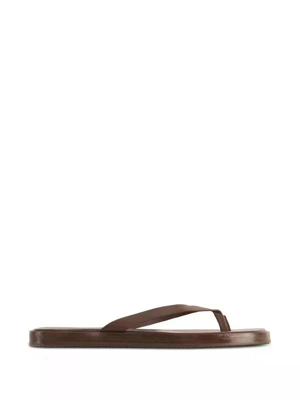 12 STOREEZ Korfos Leather Thong Sandals
