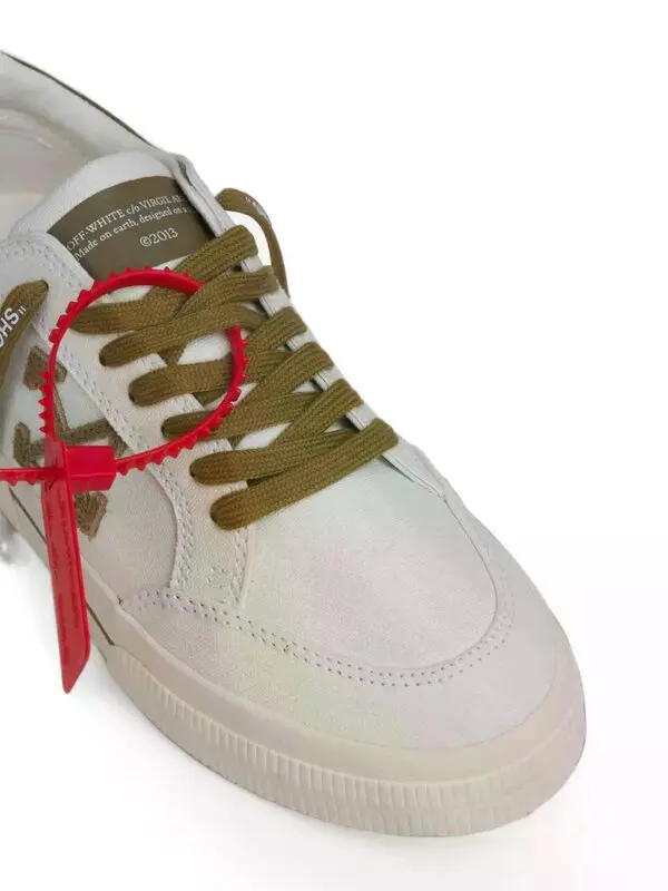 Off-White Arrows Patch Lace-up Sneakers