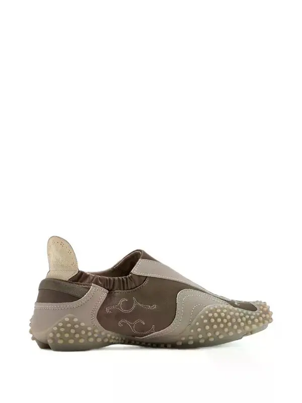 PUMA Mostro Move Etoile Slip-on Sneakers