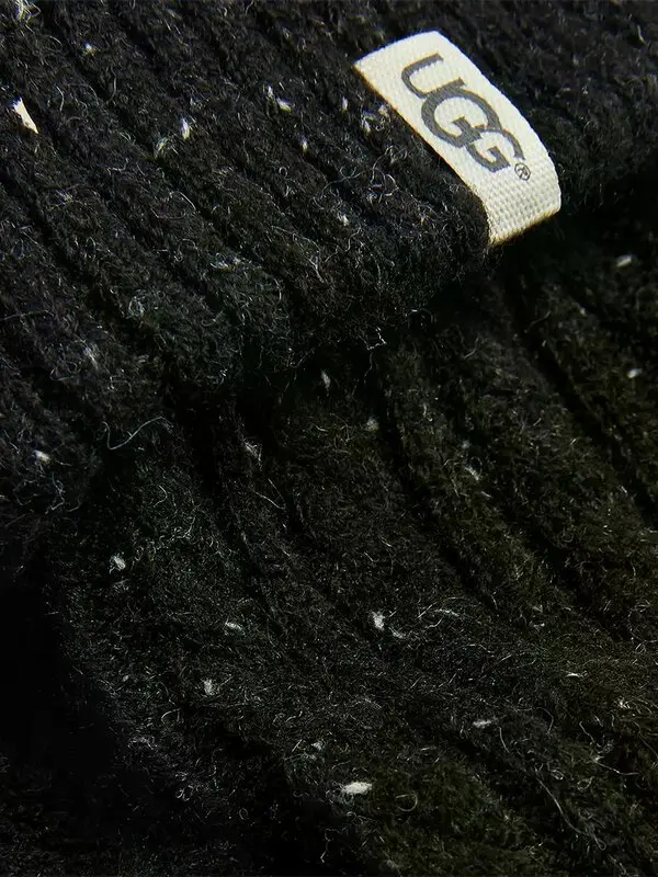 UGG Shaye Cable-knit Socks - Black