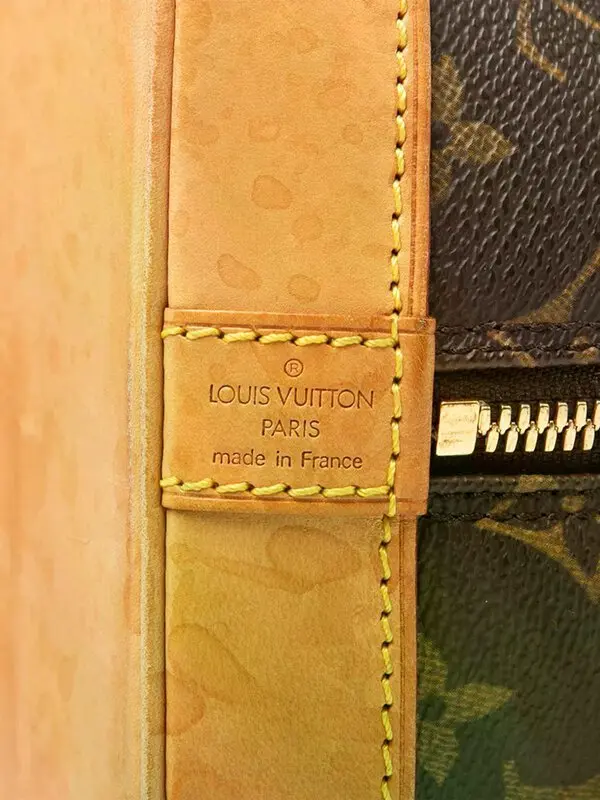 LOUIS VUITTON 2001 Monogram Alma Pm Handbag