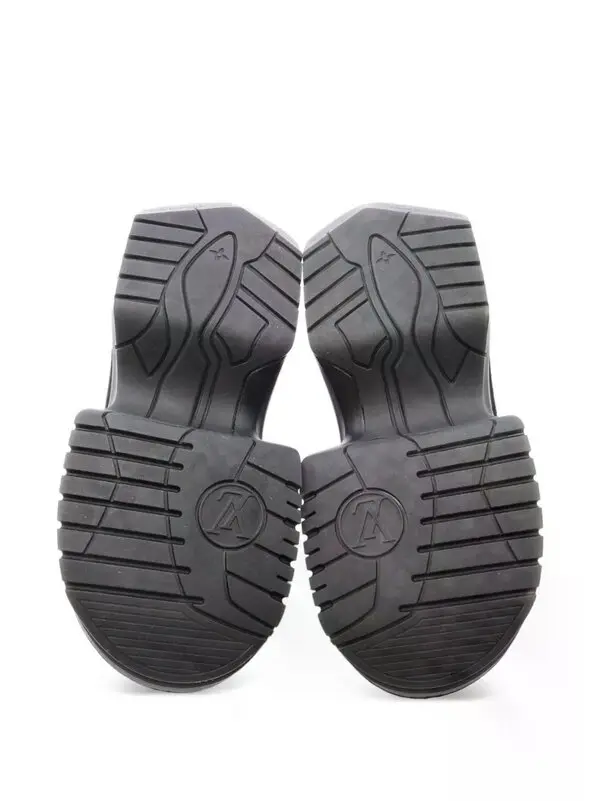 LOUIS VUITTON Archlight 2.0 Monogram Sneakers