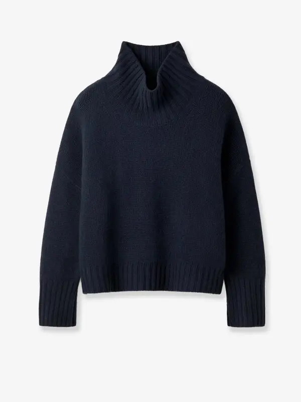 Soft Goat Girlfriend Cashmere Turtleneck