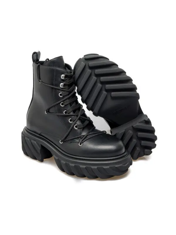 Off-White Round Toe Lace-up Boots