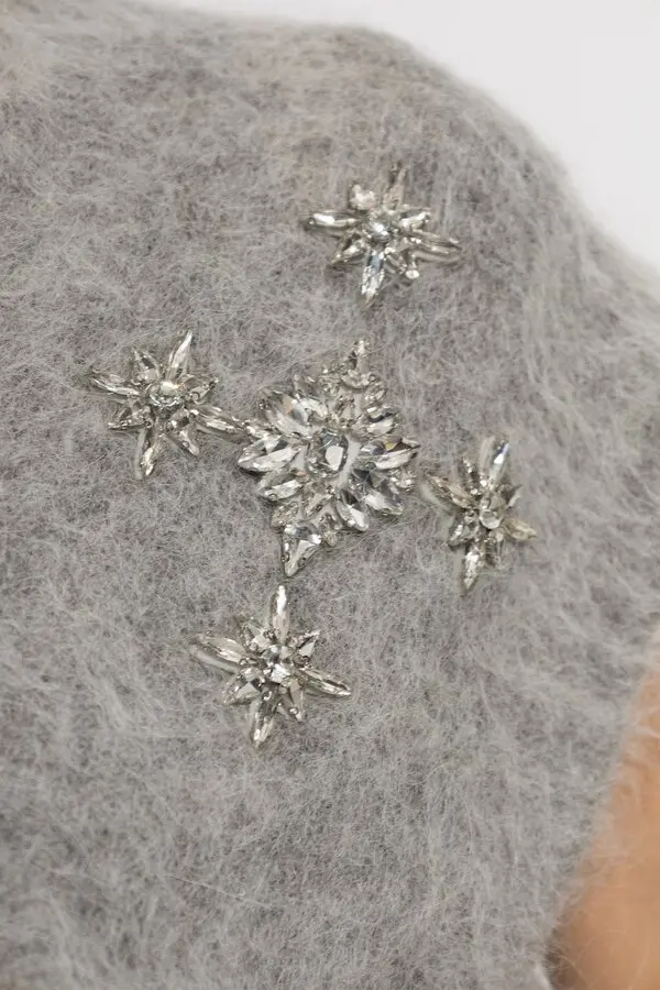 Munthe Vurulia’ Vest With Sewn-in Embellishments