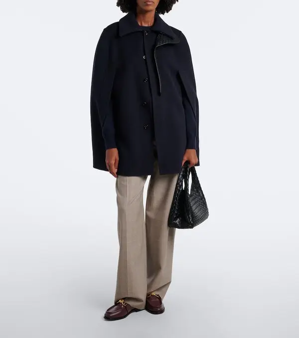 Bottega Veneta Intrecciato Wool And Cashmere Cape - Blue