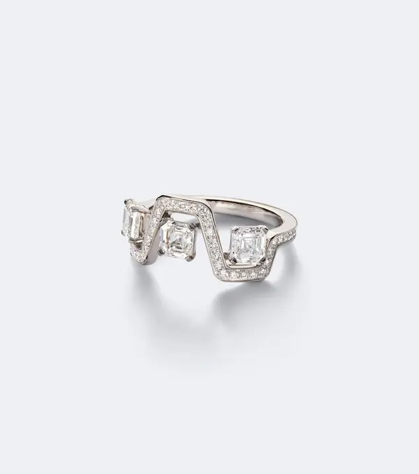 BUCHERER FINE JEWELLERY Skyline 18kt White Gold Ring With Diamonds - Silver