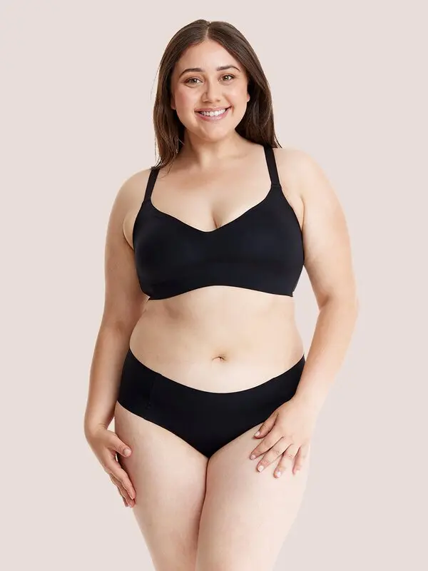 Comfelie Born For Her 2.0 Basic Buttery Smooth Lightly Lined Wireless Bra - Black