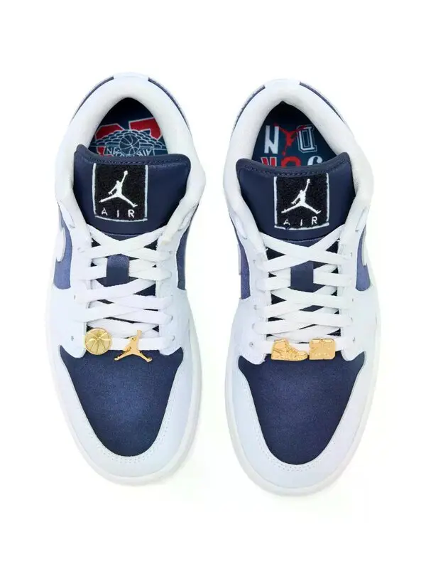 JORDAN Air 1 Low Se Sneakers