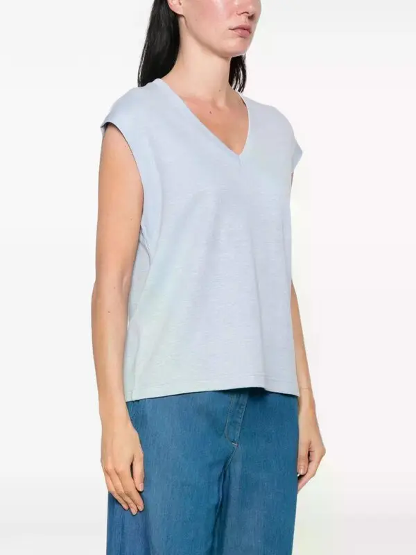 MAISON123 Lyna V-neck T-shirt