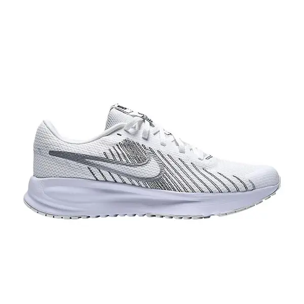 Nike Athletic Lace-up Sneakers - Black