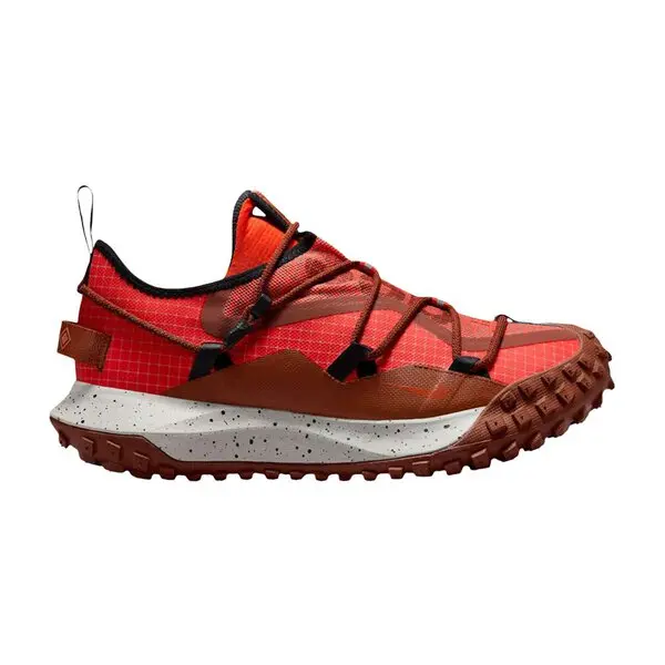Nike Mountain Fly Low Gore-tex Se 'cinnamon Picante - Red