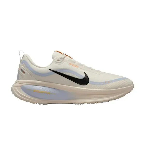 Nike Wmns Vomero 18 Sneakers