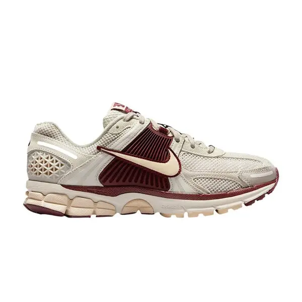 Nike Wmns Air Zoom Vomero Athletic Sneakers