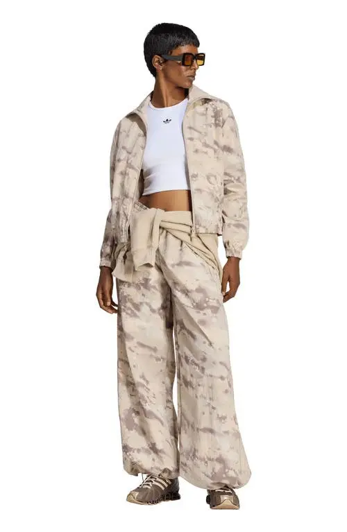 ADIDAS ORIGINALS Adilenium Parachute Pants - Wonderbeige