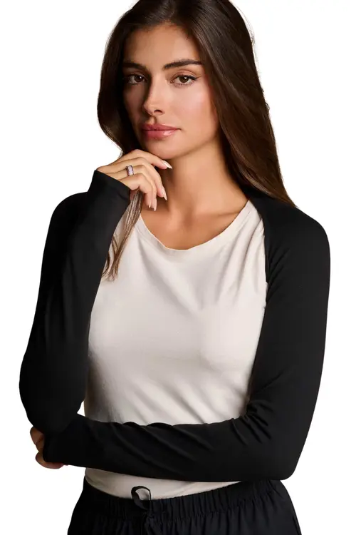 Coolibar Melbourne Shawl With Fringed Hem - Black
